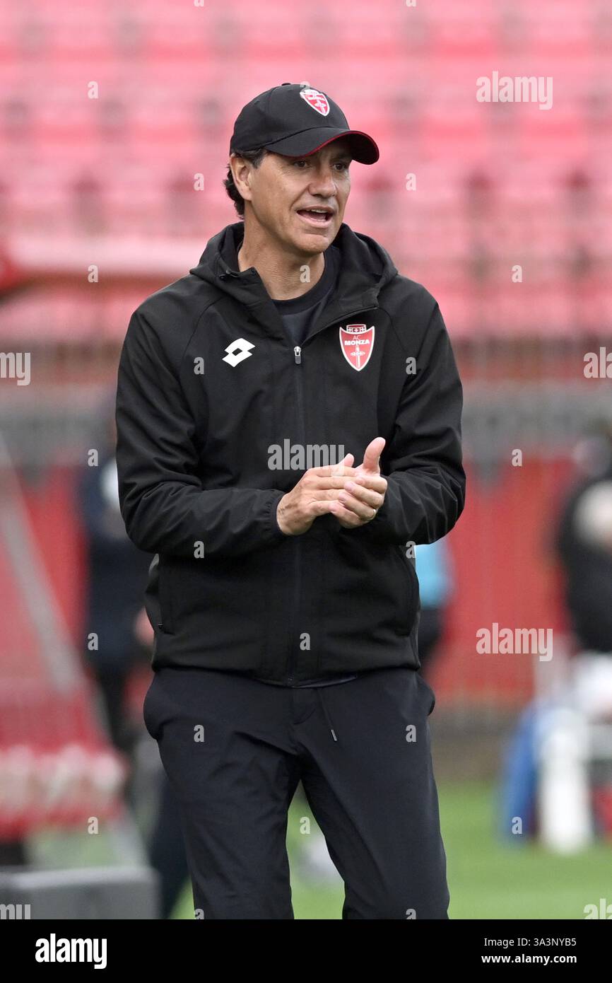 Monza, Italia. 15th Mar, 2025. AC Monza's head coach Alessandro Nesta ...