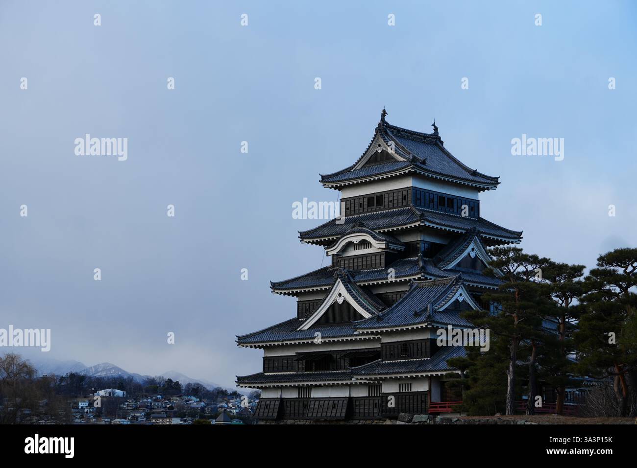 Matsumoto Castle a national treasure, Matsumoto, Nagano, Japan Stock Photo - Alamy