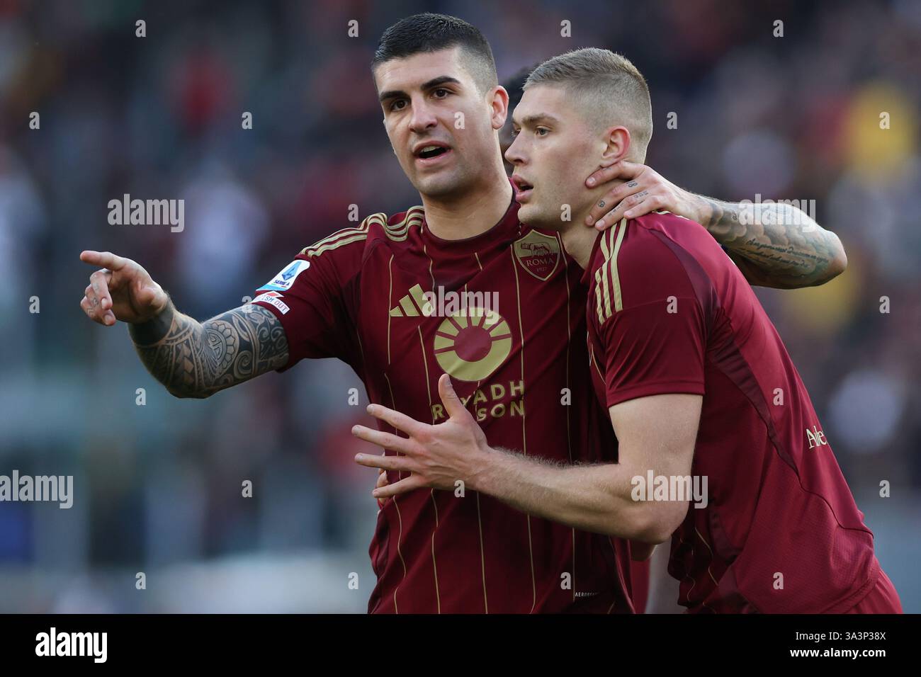 Rome, Italy 16.03.2025 : Artem Dovbyk of Roma score the goal and ...