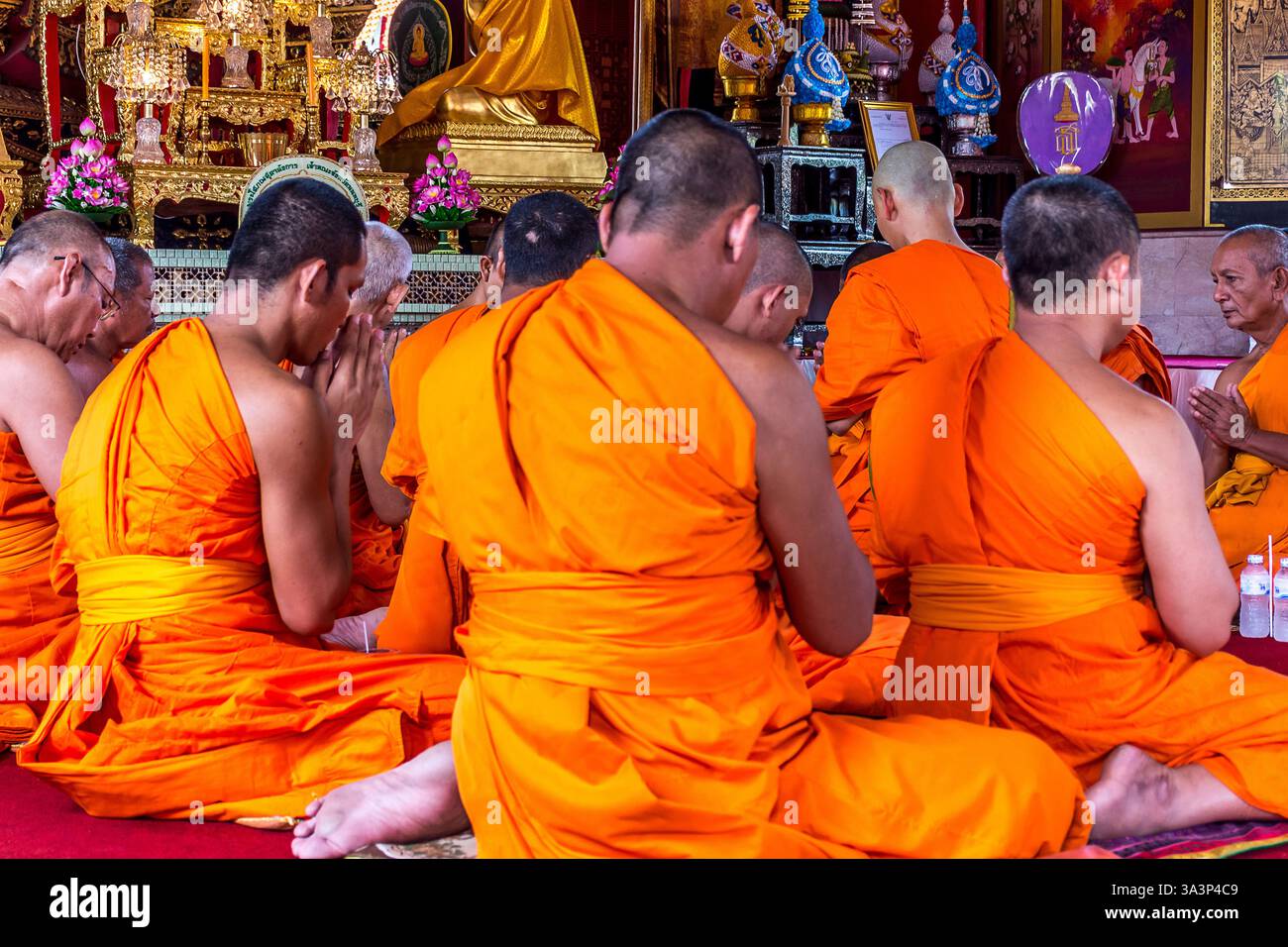 Bangkok, Thailand - July 9, 2016 : Thai monk ritual for change man to ...