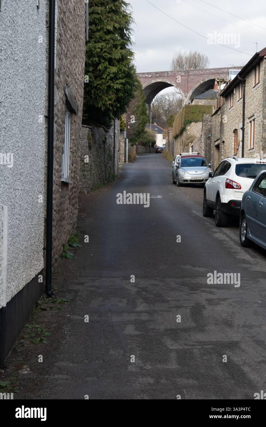 Bath Road Viaduct from Cowl Street, Shepton Mallet, Somerset, England ...
