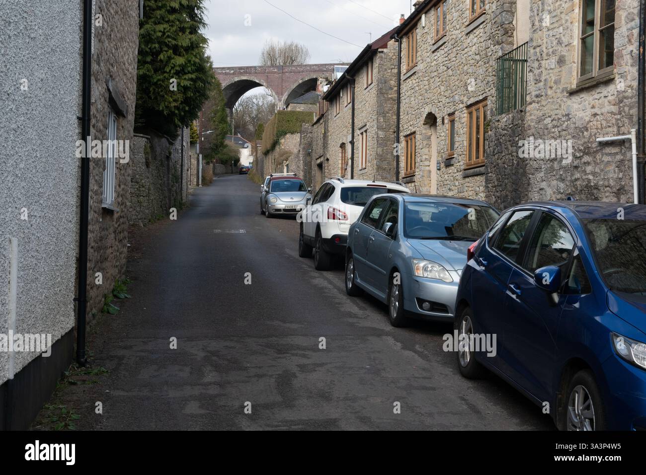 Bath Road Viaduct from Cowl Street, Shepton Mallet, Somerset, England ...