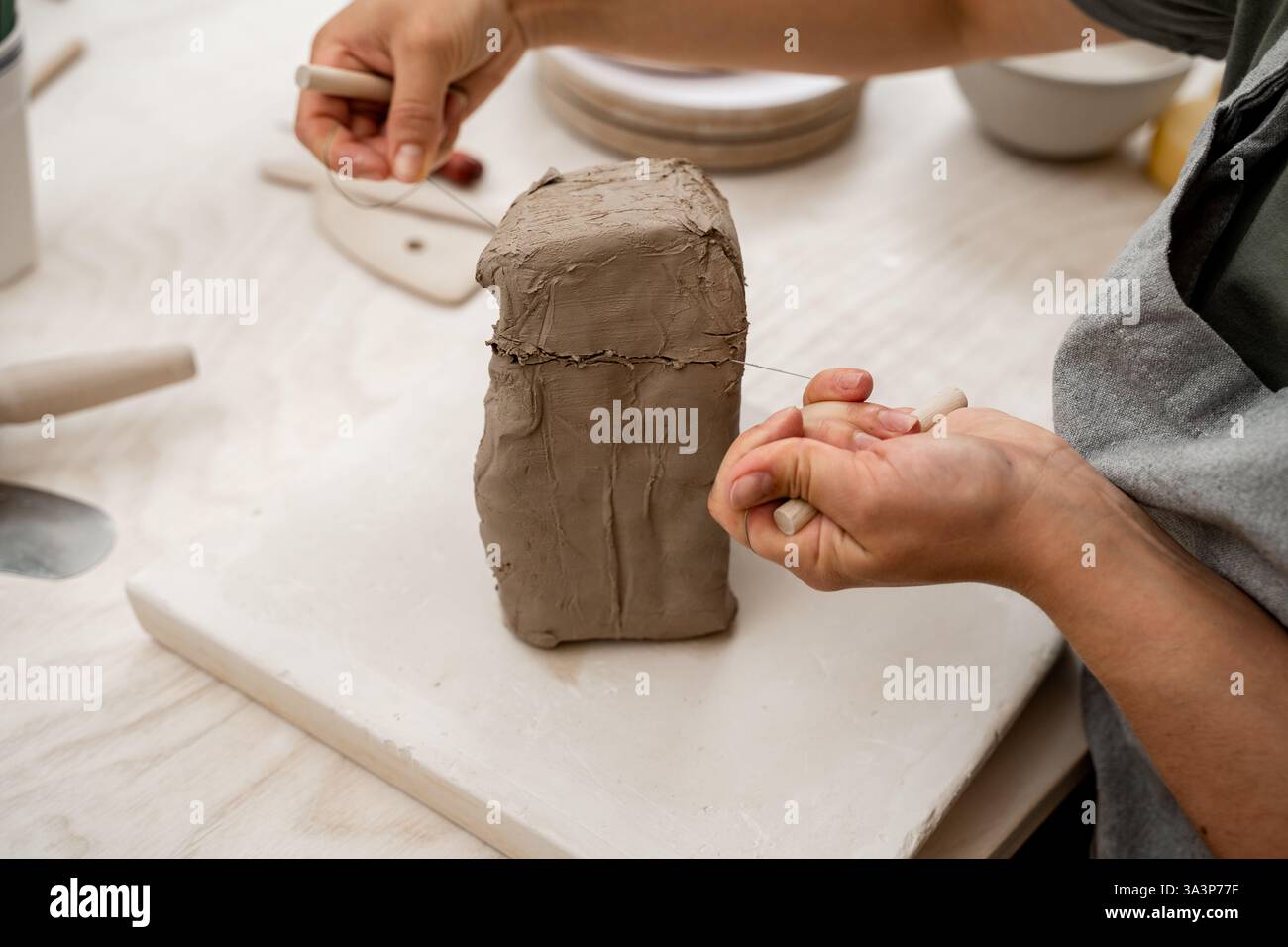 Girl using wire cutter hi-res stock photography and images - Alamy