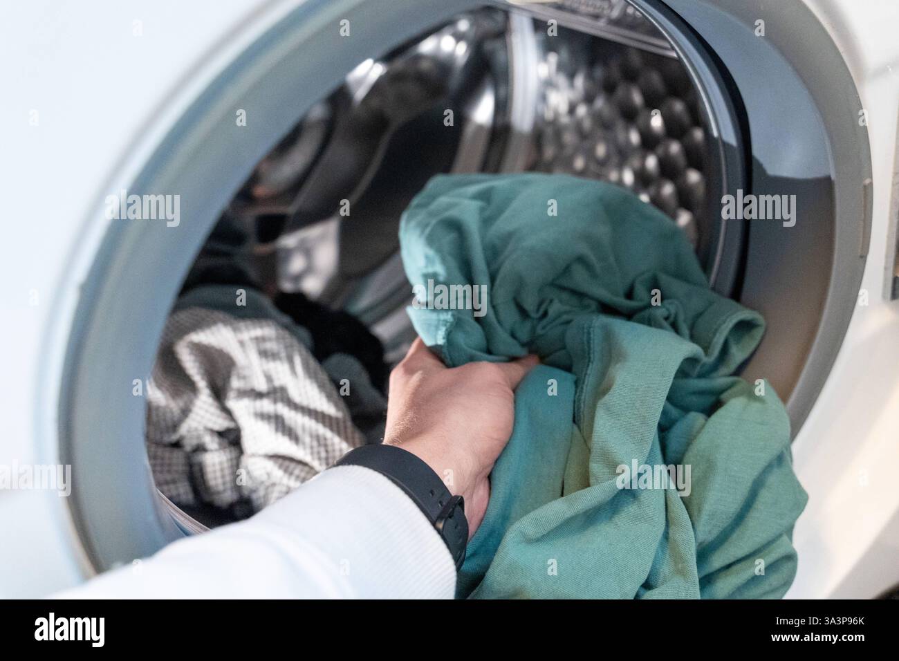 Haushaltspflege hi-res stock photography and images - Alamy