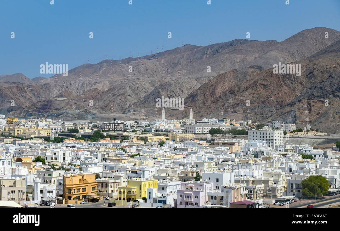 Panoramic view of Muscat with traditional white houses, Omani ...