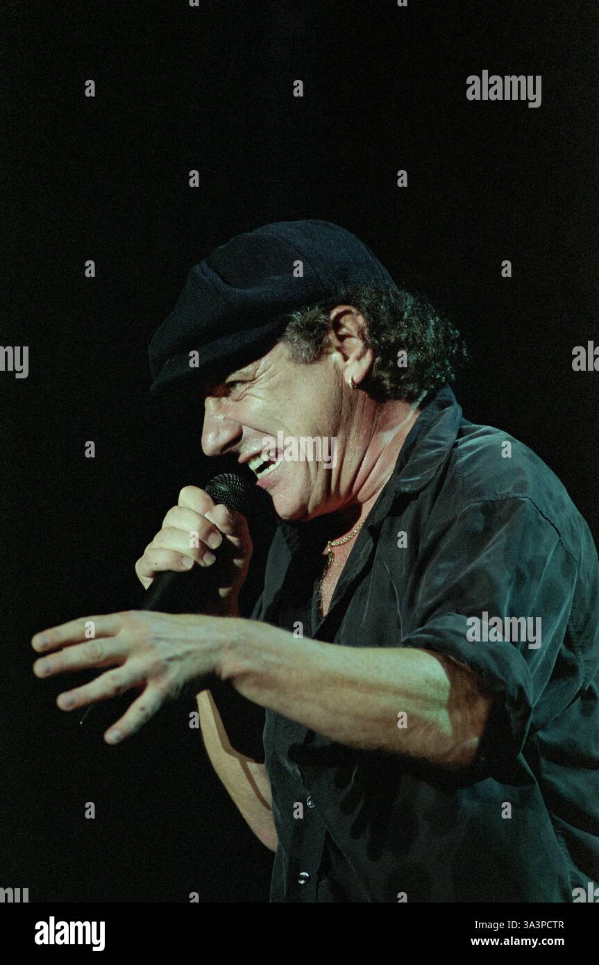 Torino Italy 04/07/2001: Brian Johnson singer of the ACDC, Australian ...