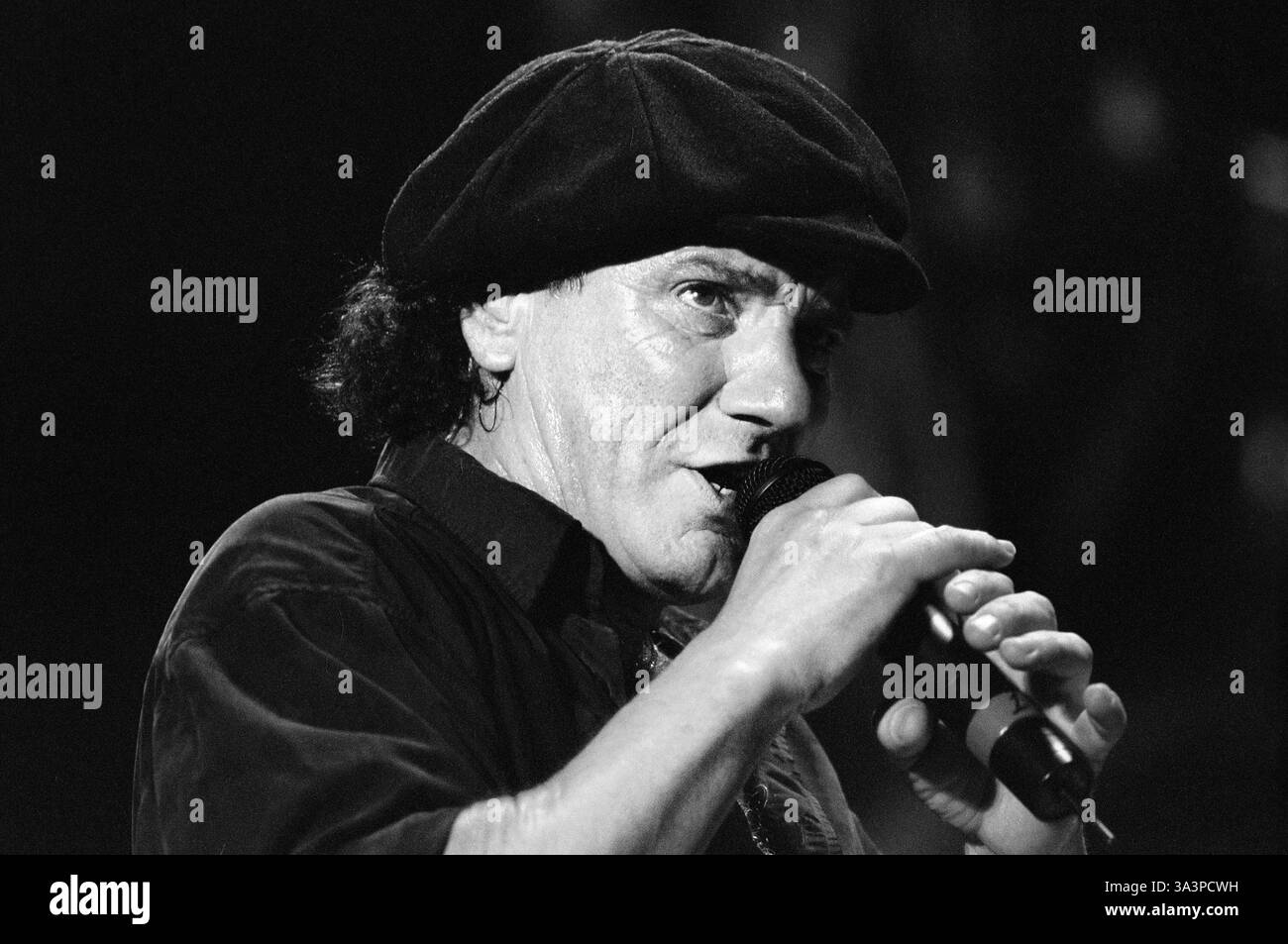 Torino Italy 04/07/2001: Brian Johnson singer of the ACDC, Australian ...
