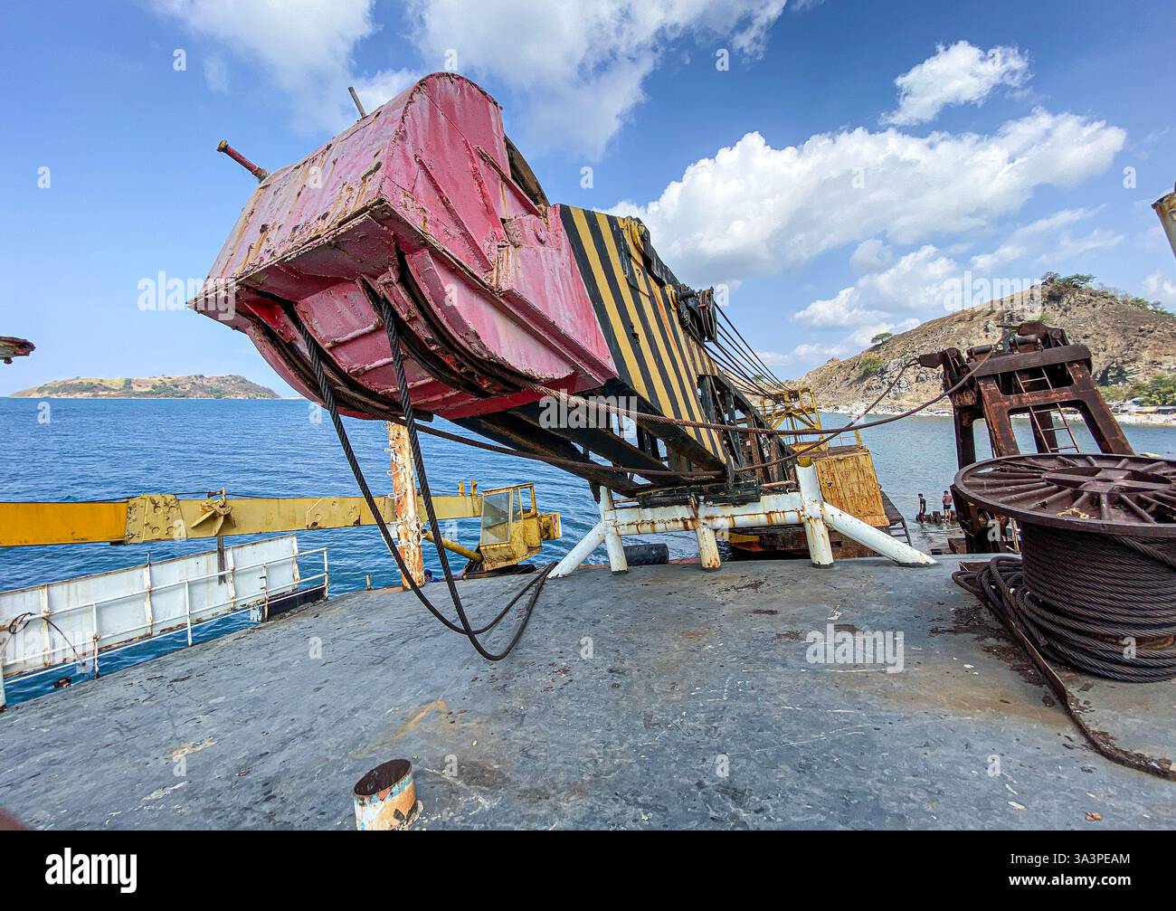 Mariveles, Bataan, Philippines. Mar 17,2025. HAMMER 16 ship wreck, a ...