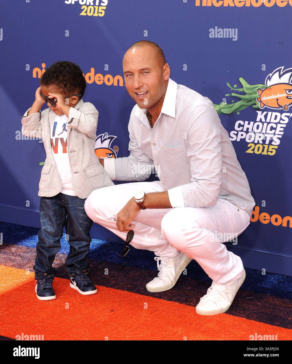 Derek Jeter and his son Jalen Jeter at the Nickelodeon Kids' Choice ...