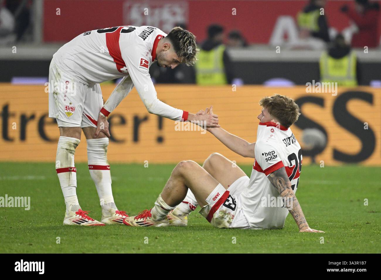 Disappointment for Finn Jeltsch VfB Stuttgart (29) Atakan Karazor VfB ...