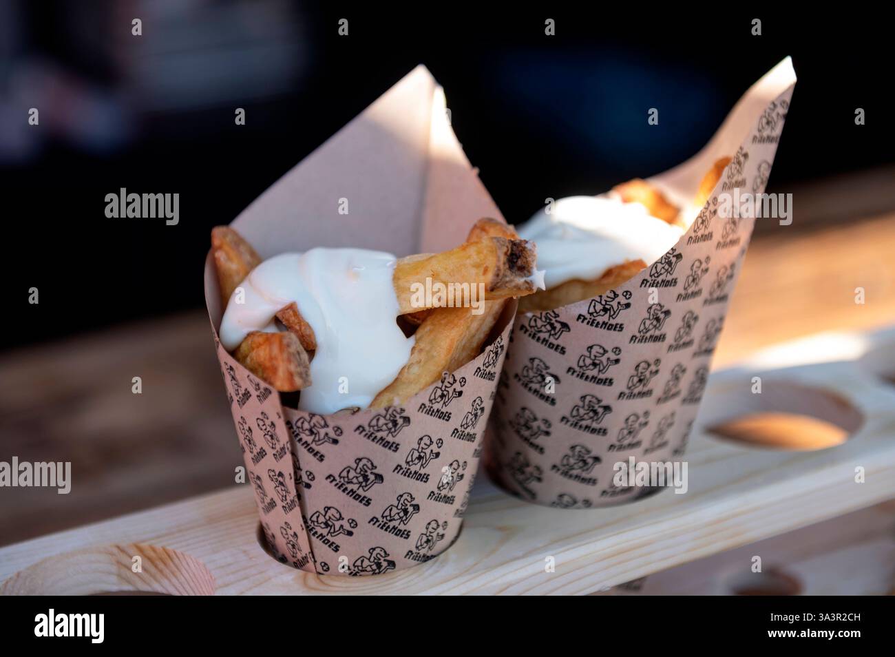 Patat frites hi-res stock photography and images - Alamy