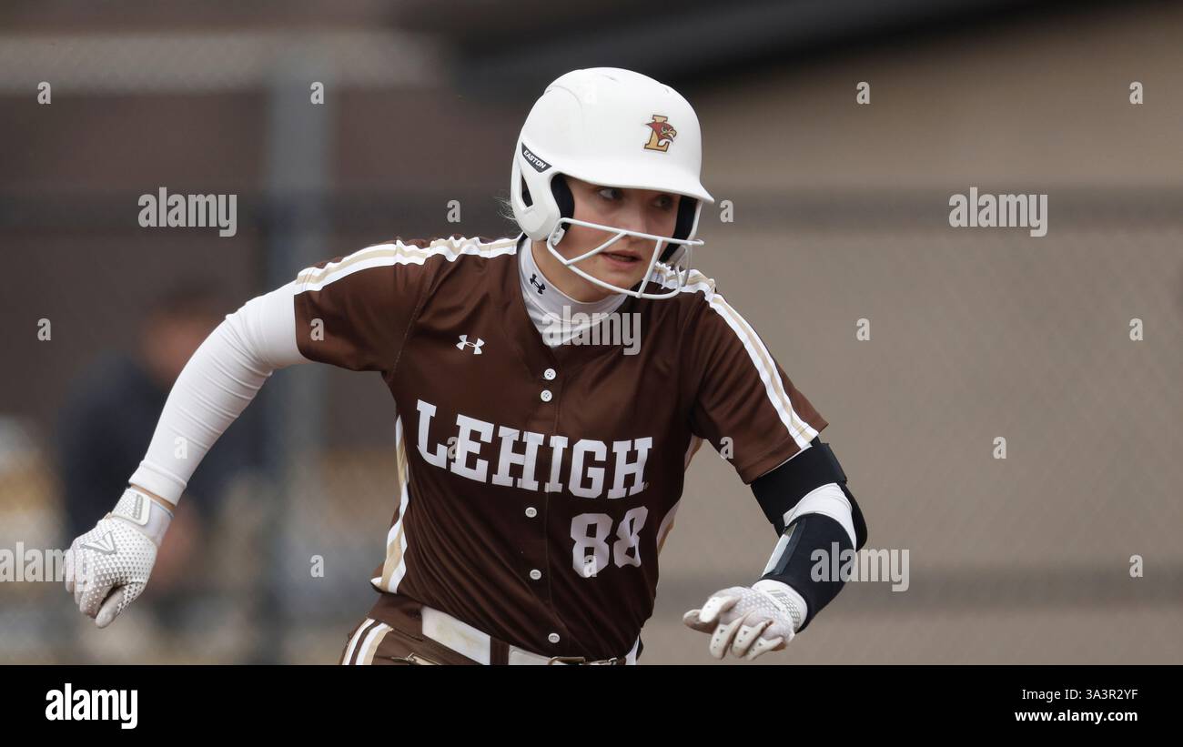 Lehigh outfielder Lizzie Kern (88) during an NCAA softball game against ...
