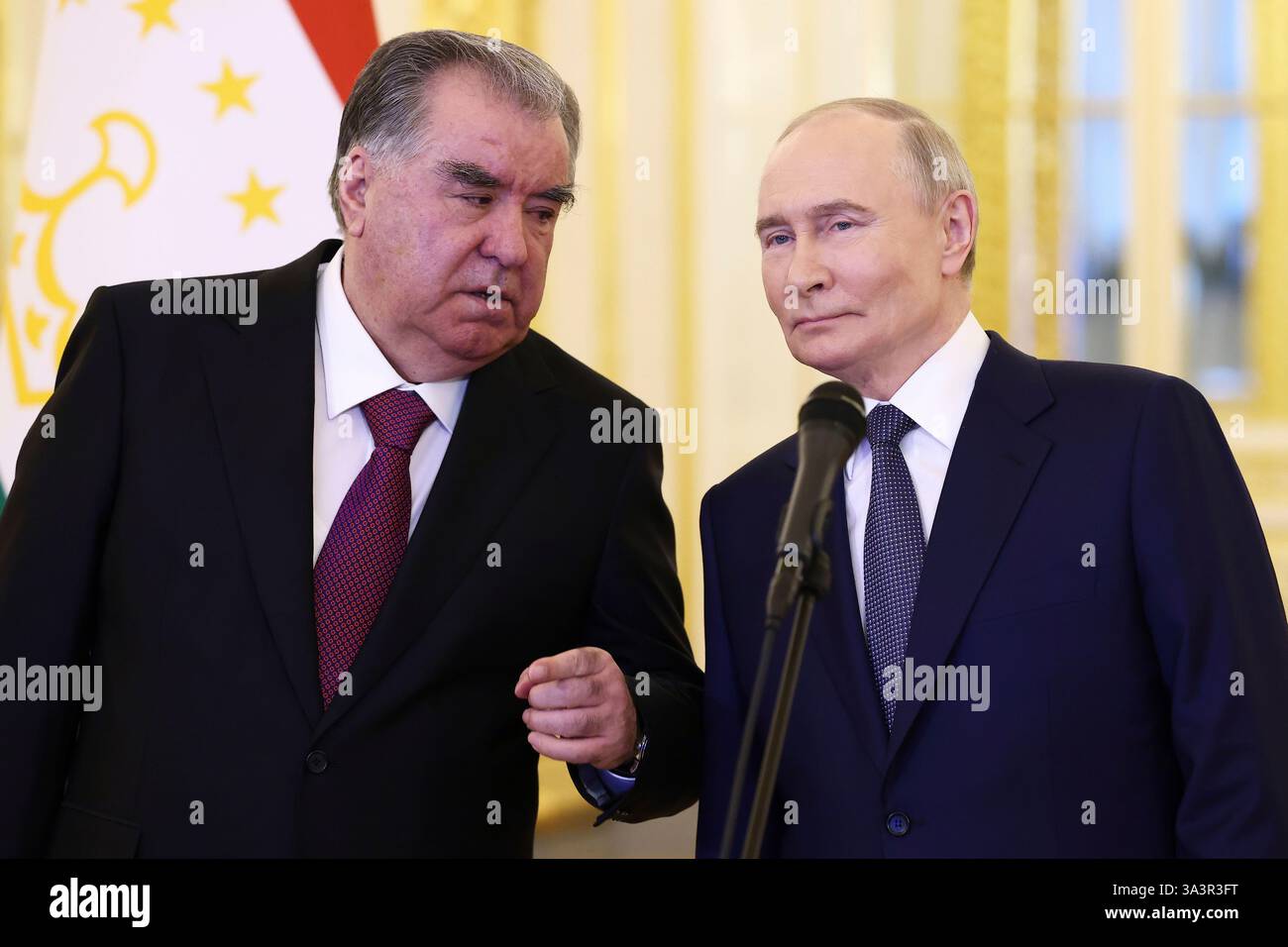 Tajik President Emomali Rahmon, left, and Russian President Vladimir ...