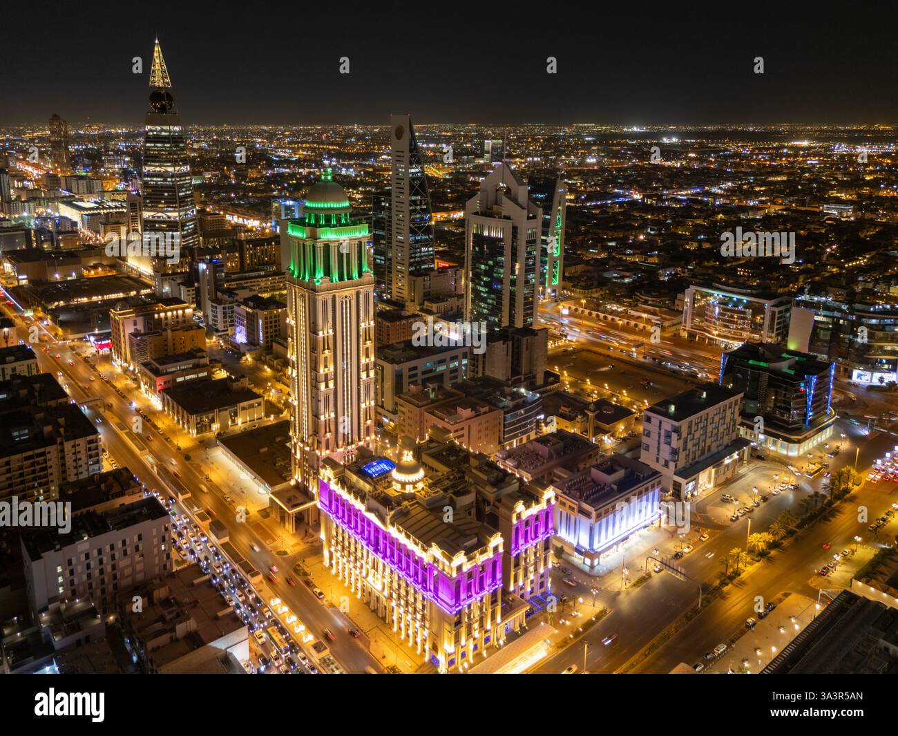 Downtown design riyadh hi-res stock photography and images - Alamy