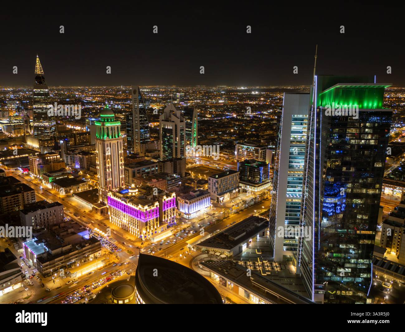 Night Cityscape of Riyadh Skyline Stock Photo - Alamy