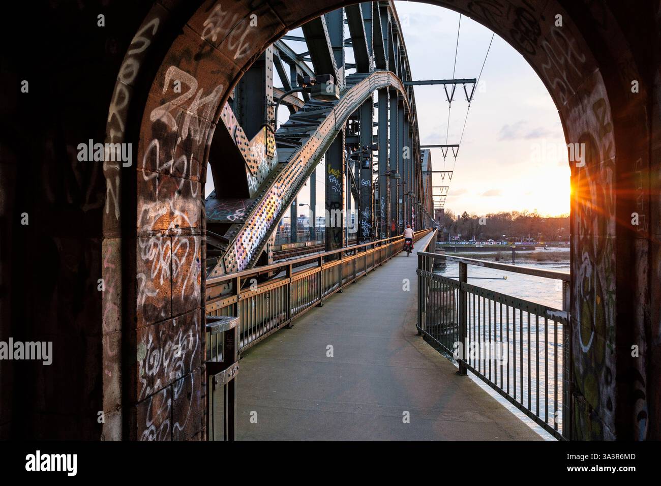 the pedestrian and cycle path of the railway bridge Suedbruecke over ...