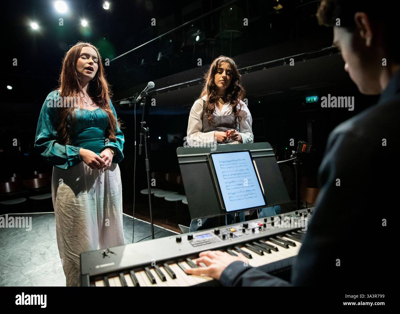 Ines Fernandez and Hannah Rose, West End Introducing at The Other ...