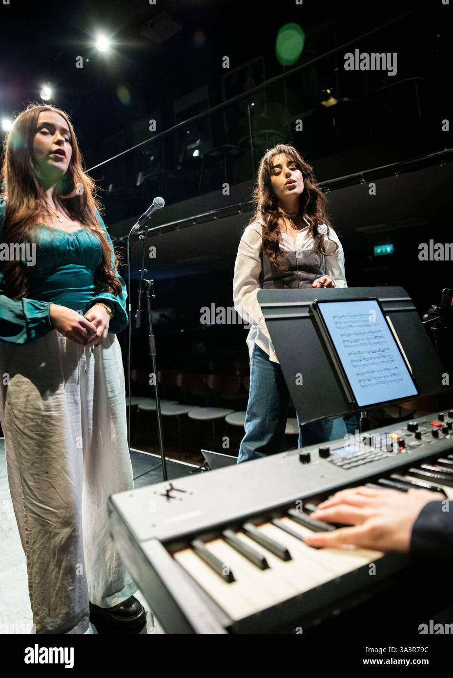 Ines Fernandez and Hannah Rose, West End Introducing at The Other ...