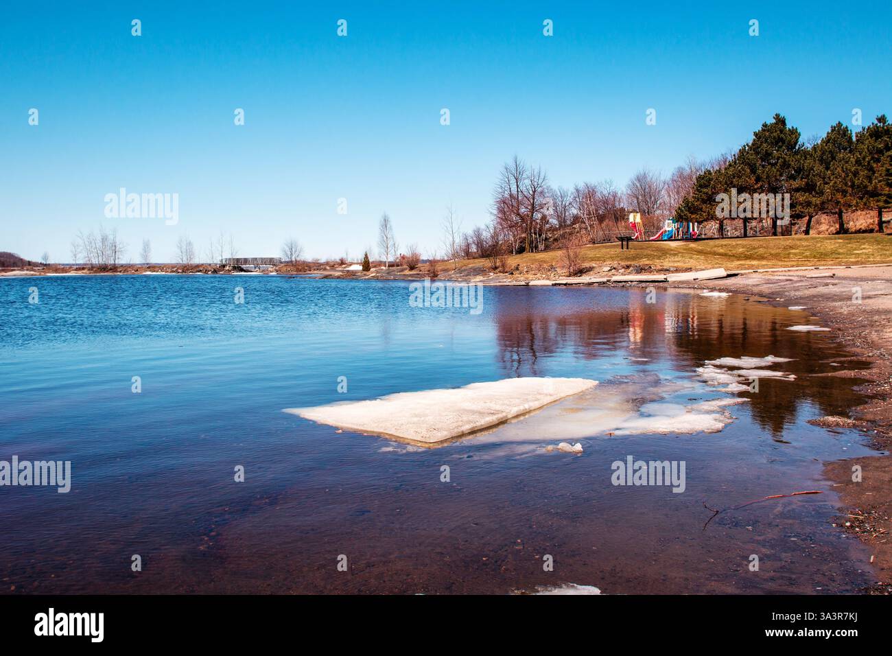 Gerogian bay spring hi-res stock photography and images - Alamy