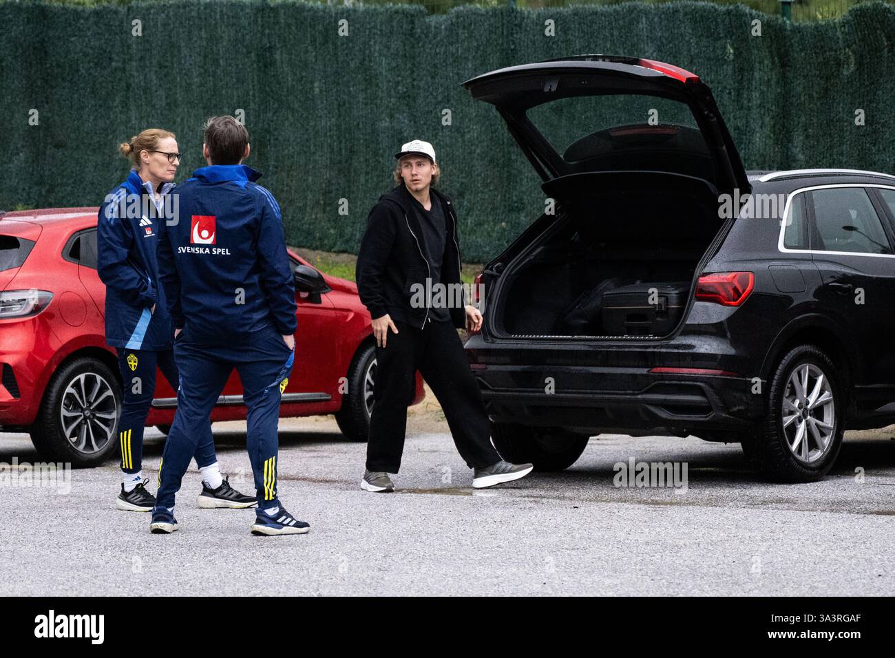 250317 Sebastian Nanasi of the Swedish men's national football team arrives to a training ...