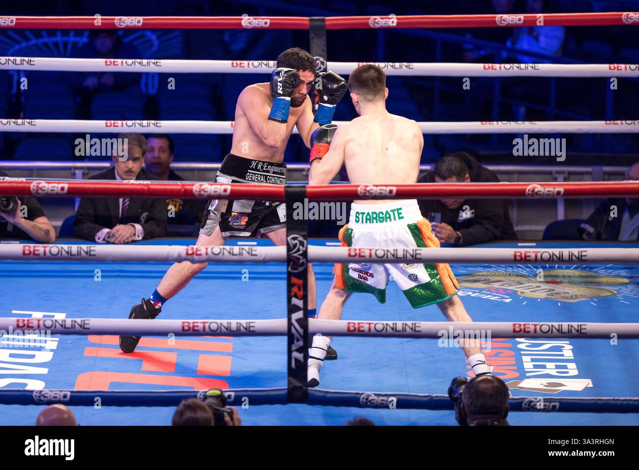 Donagh Keary of Ireland (white trunks) vs. Geral Alicea Romero of ...