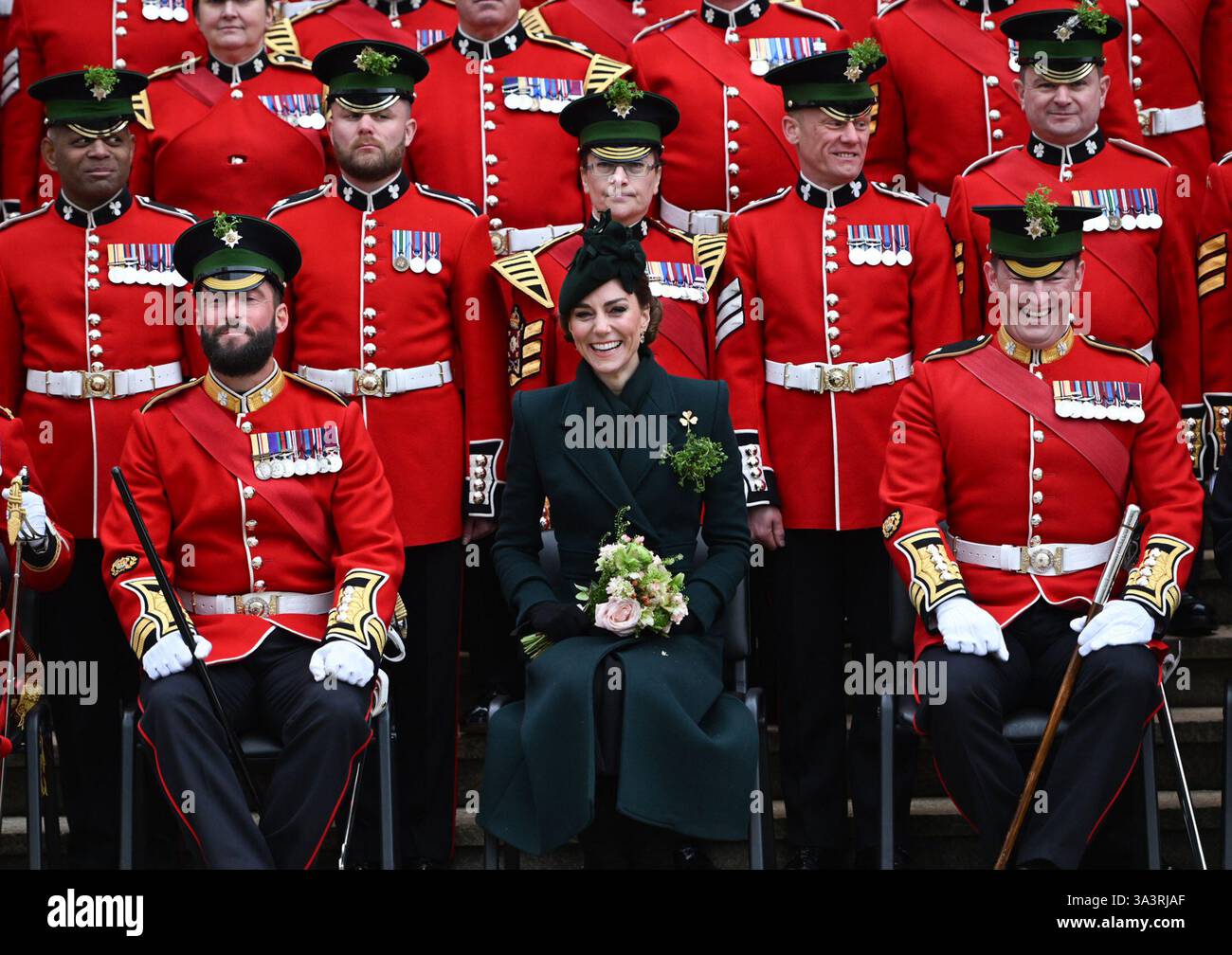 The Princess of Wales (centre) joins the official Sergeants Mess Photo ...