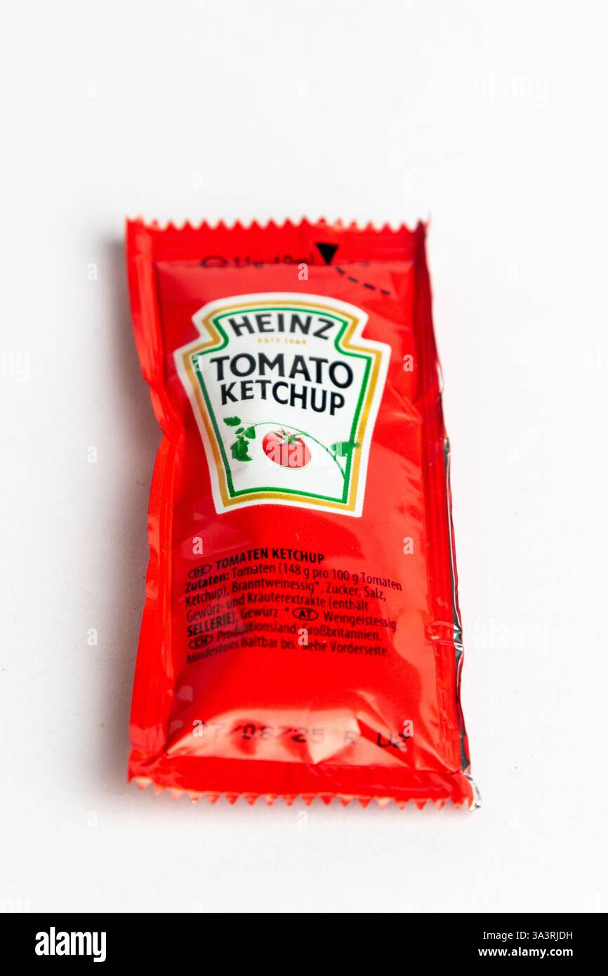 London, United Kingdom 10th March 2025 :- Sachet of Heinz Tomato ...