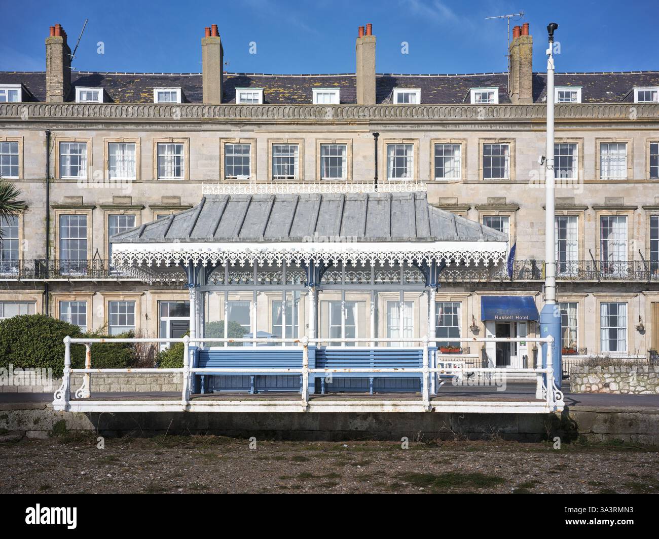 Empty shelter on the promenade at Weymouth, England Stock Photo - Alamy