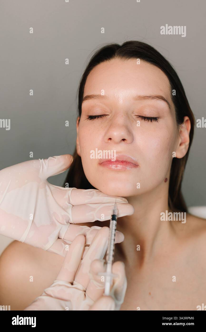 Contour plastic for correcting the shape of chin with botulinum toxin ...