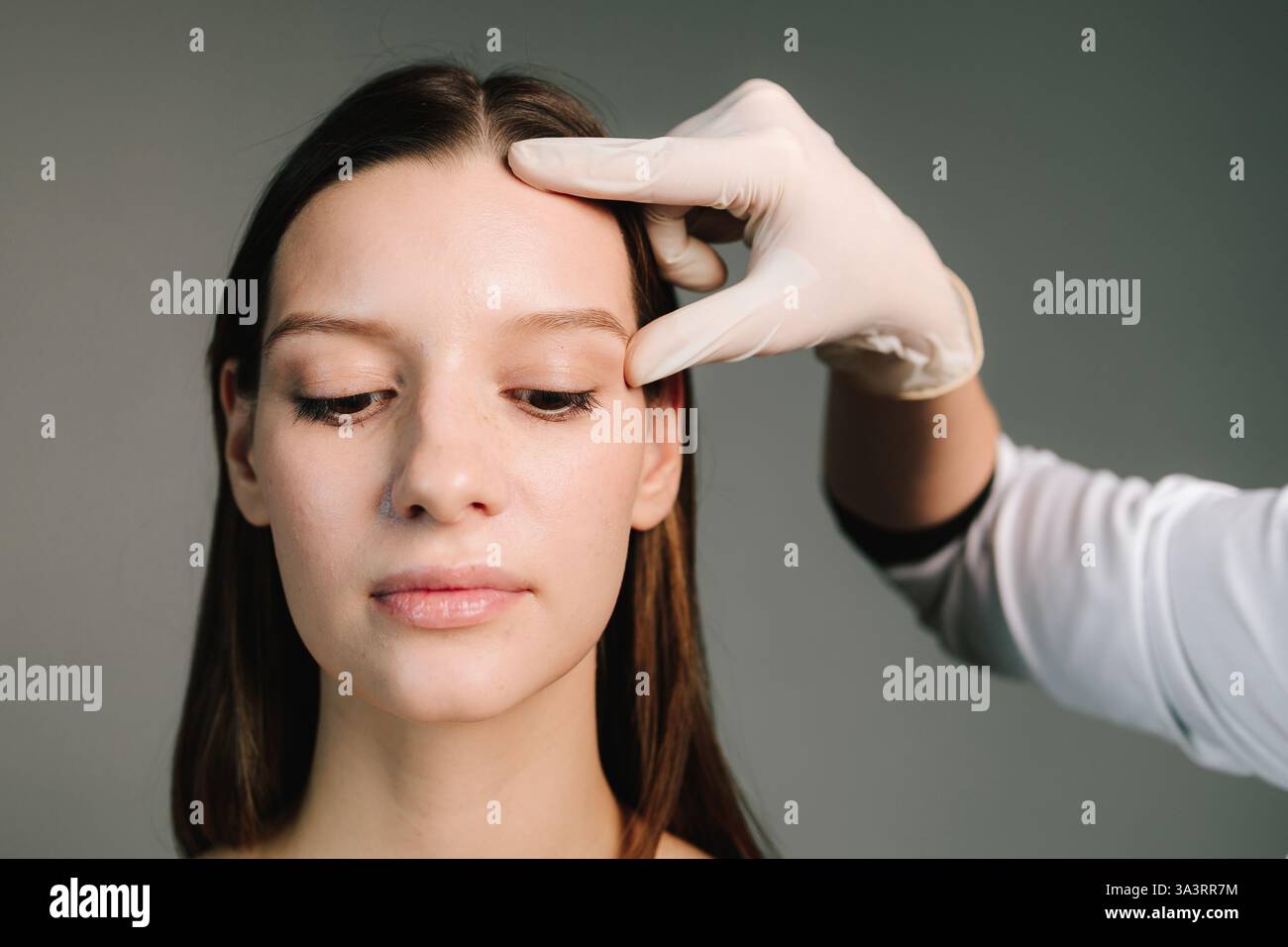 Contour plastic treatment for beautiful shape of the face. Portrait of ...