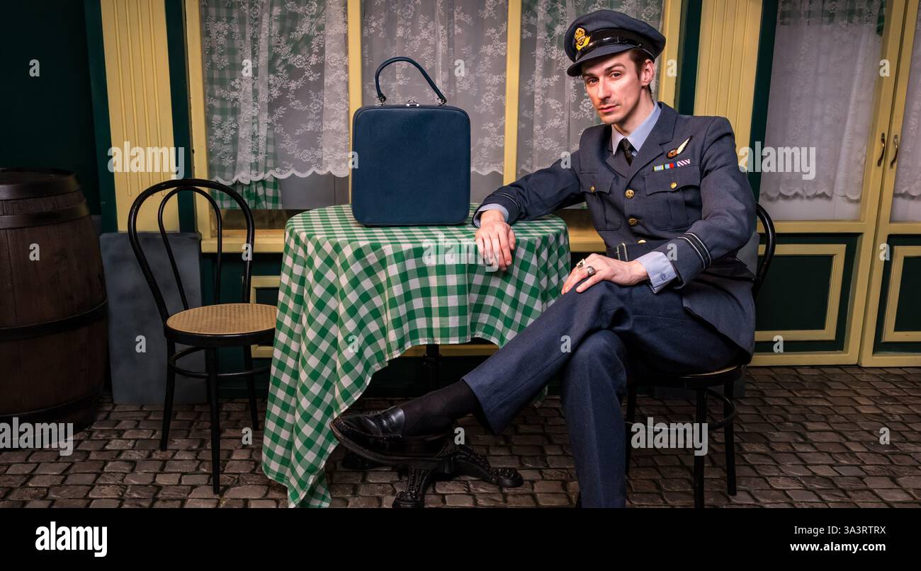 Royal air force raf cafe hi-res stock photography and images - Alamy