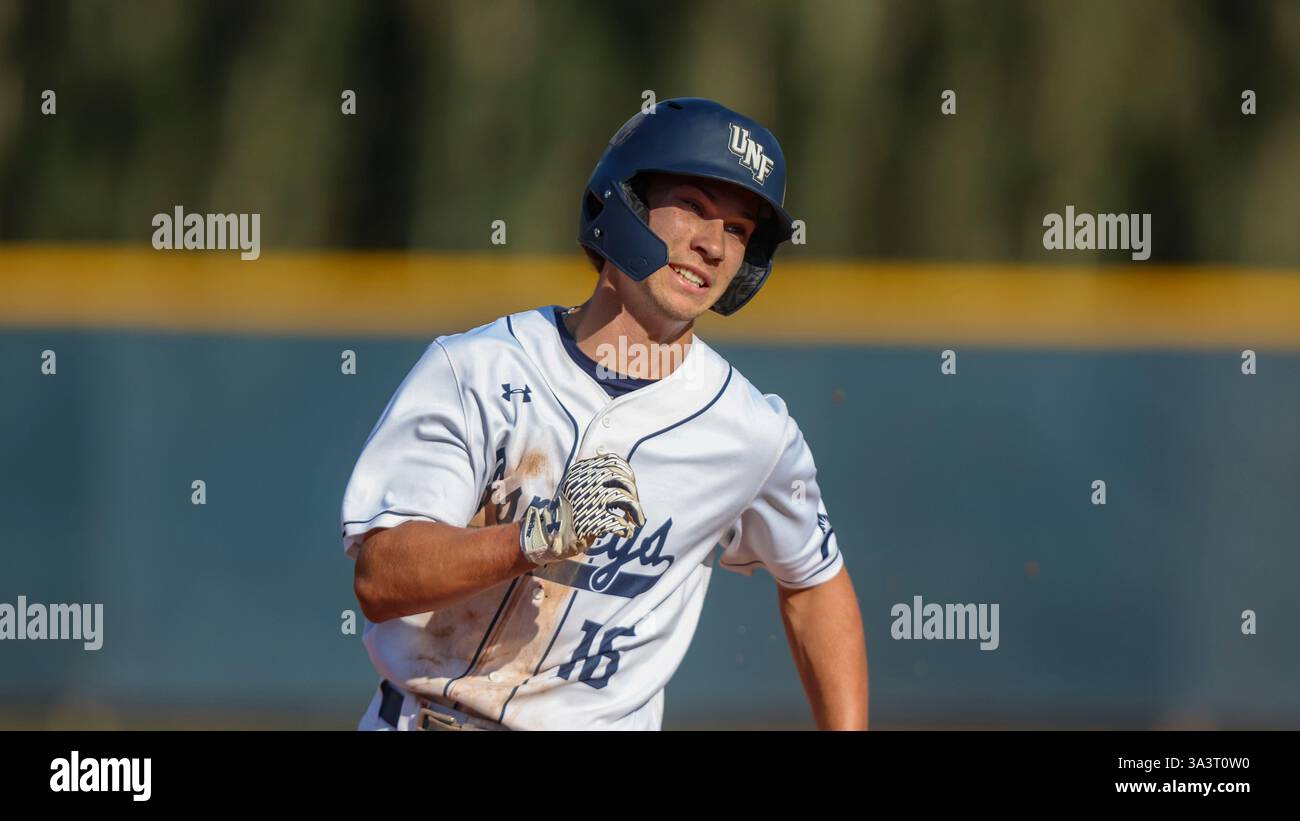 North Florida catcher Jabin Bates (16) runs to third during an NCAA ...