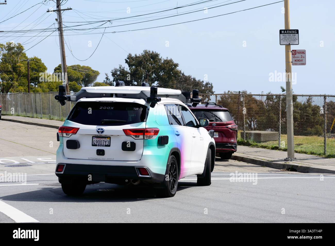 Zoox amazon hi-res stock photography and images - Alamy