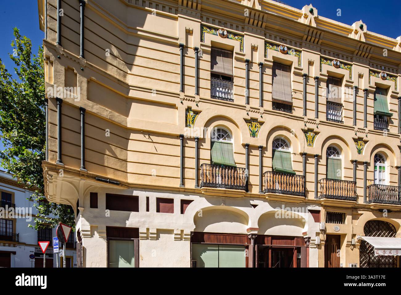 La Casa de las Moscas features intricate insect designs on its ...