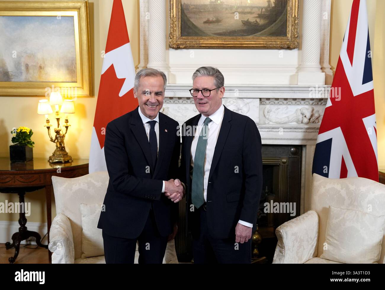 Prime Minister Sir Keir Starmer (right) with Prime Minister of Canada ...