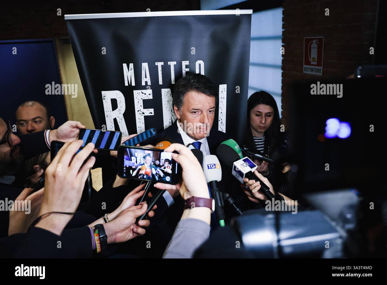 Milan, Italy. 17th Mar, 2025. Milan, Matteo Renzi presents the book L ...