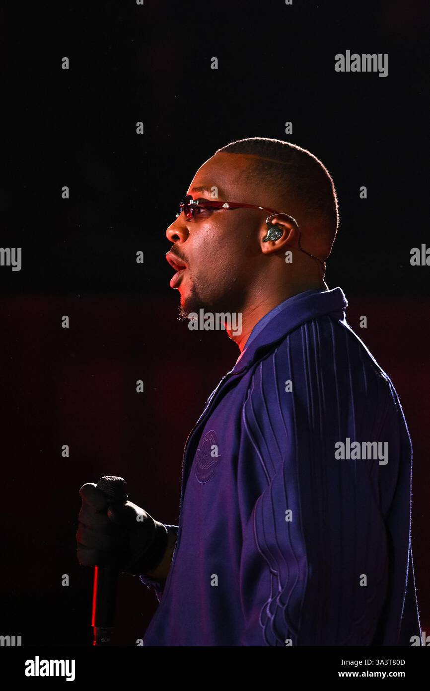 Rapper SDM's performance before the Ligue 1 McDonald's Match of the ...