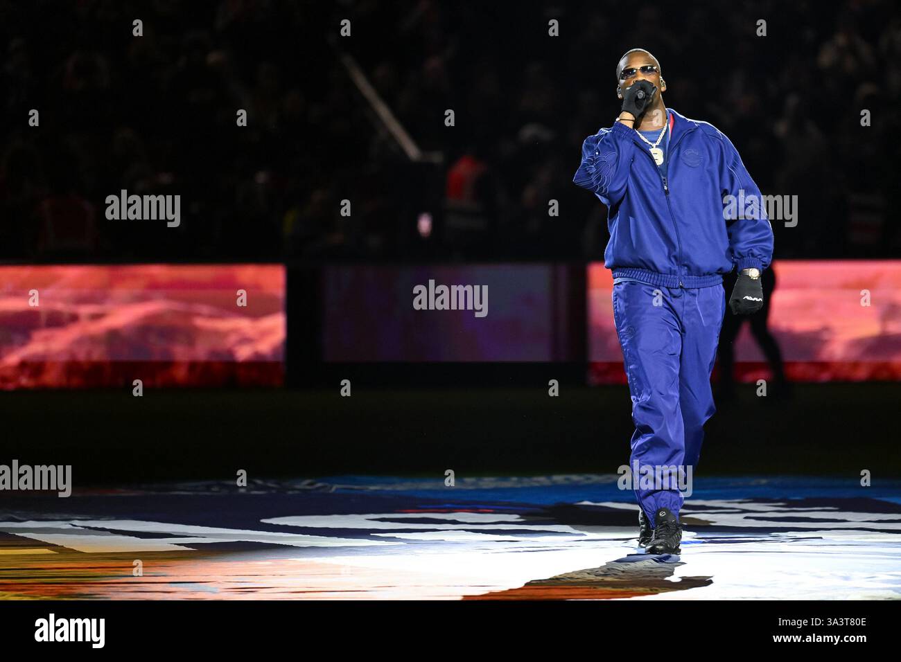 Rapper SDM's performance before the Ligue 1 McDonald's Match of the ...