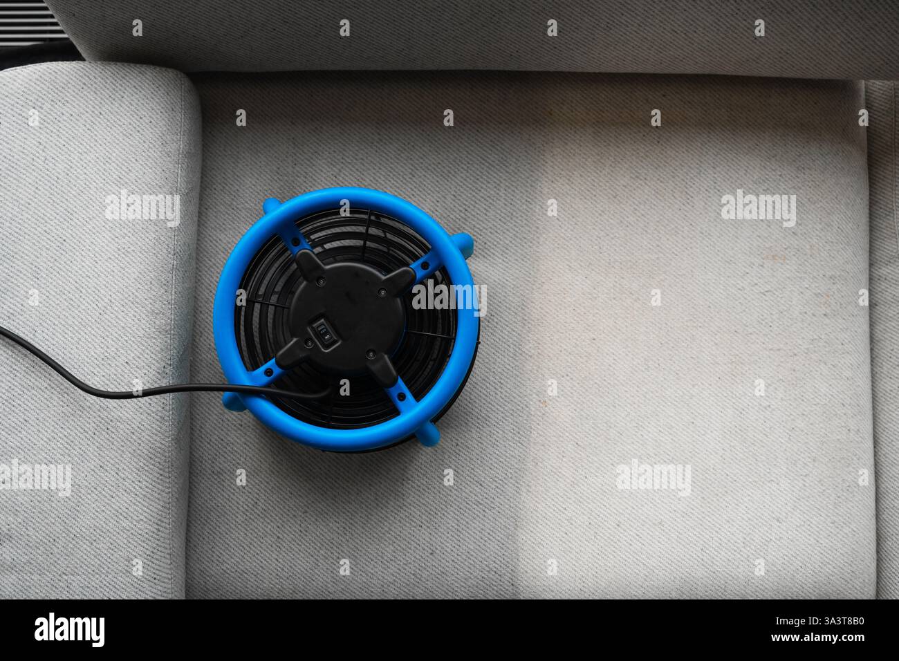 Before after extractor deep hi-res stock photography and images - Alamy