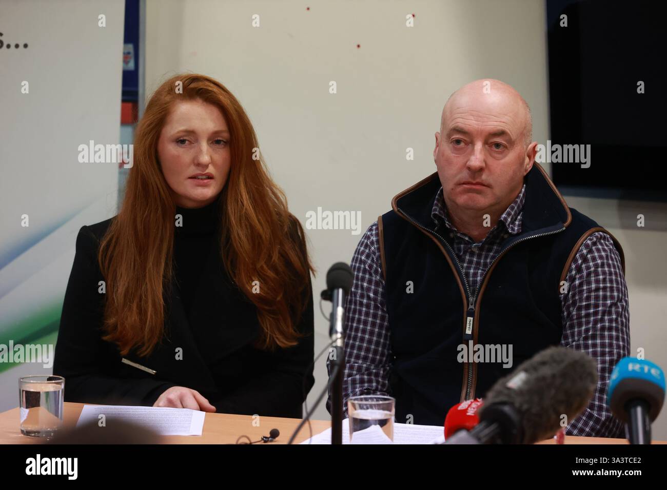 The family of showjumper Katie Simpson, sister Christine Simpson and ...