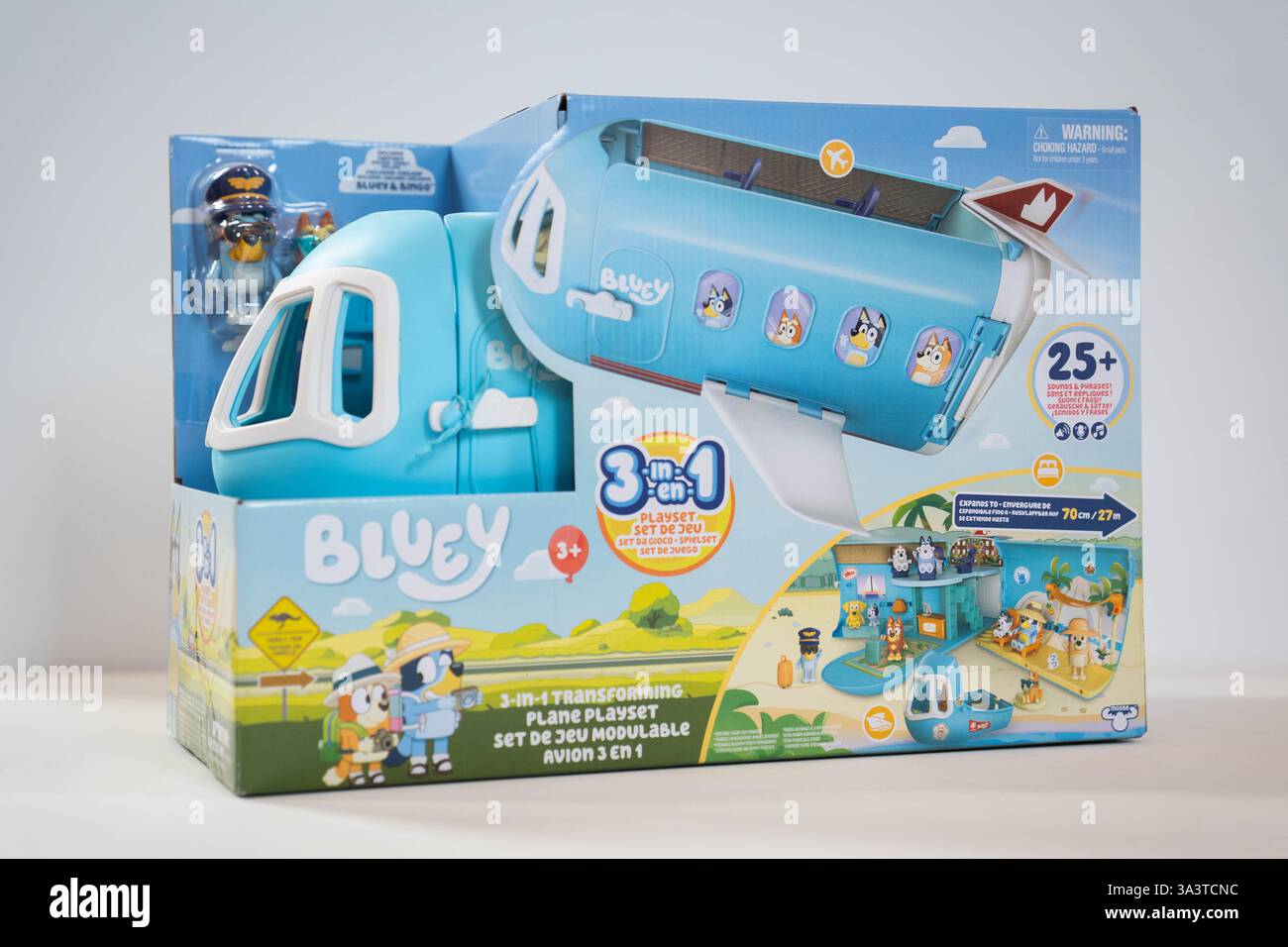 EMBARGOED TO 0001 WEDNESDAY NOVEMBER 13 Bluey 3-in-1 Transforming Plane ...