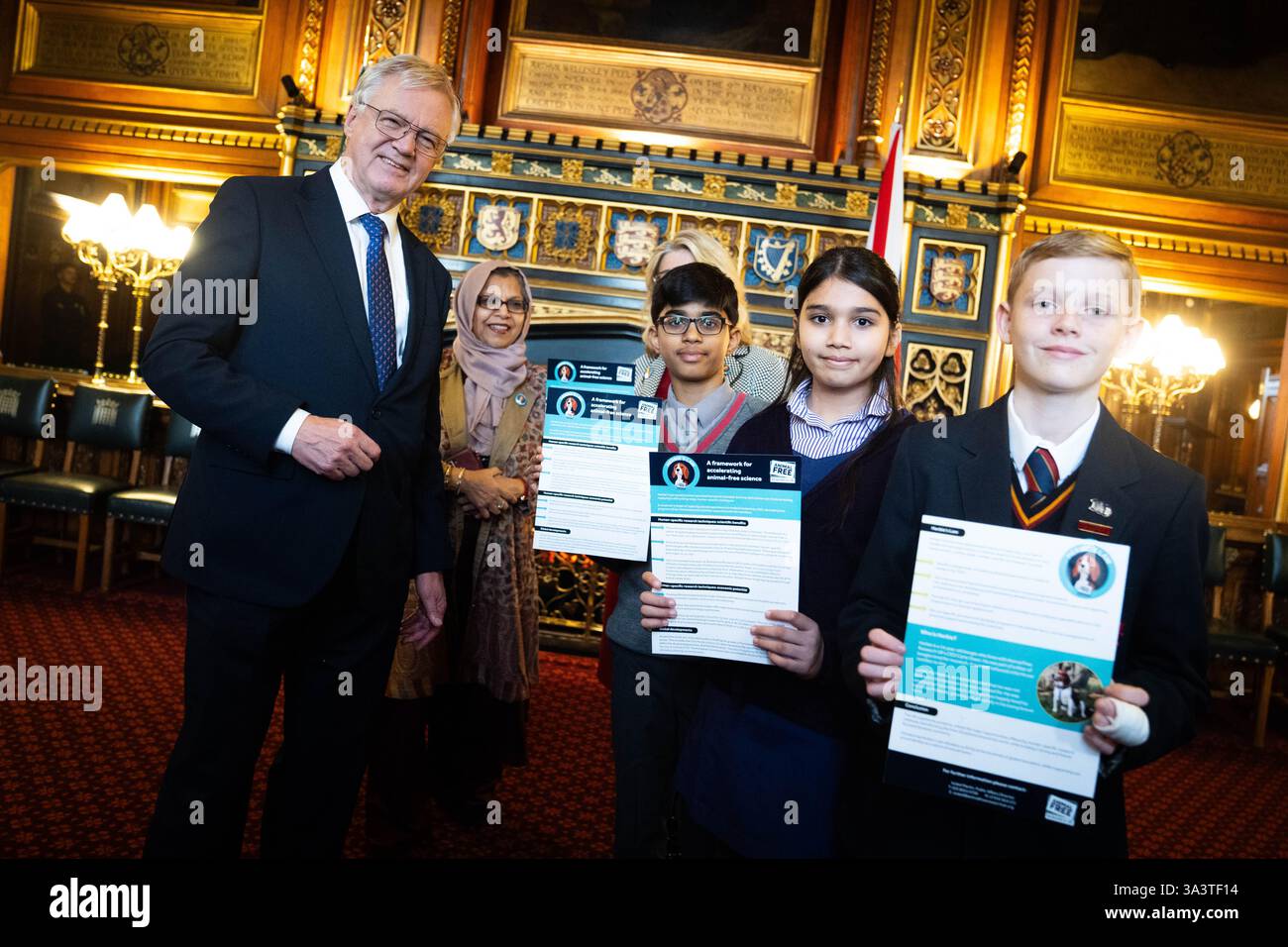 (left to right) David Davis MP, Baroness Uddin (Co-Chair, Sir David ...