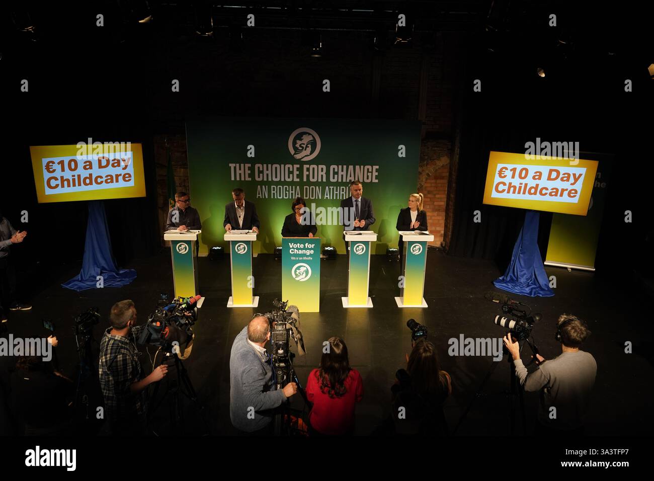 (left to right) Eoin O Broin, David Cullinan, Sinn Fein President Mary ...