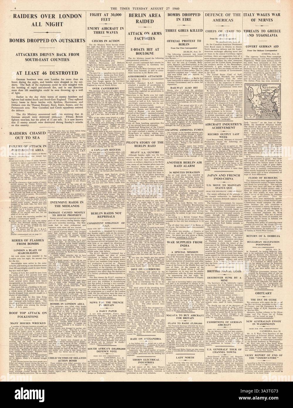 1940 the times luftwaffe bombing raids on london hi-res stock ...