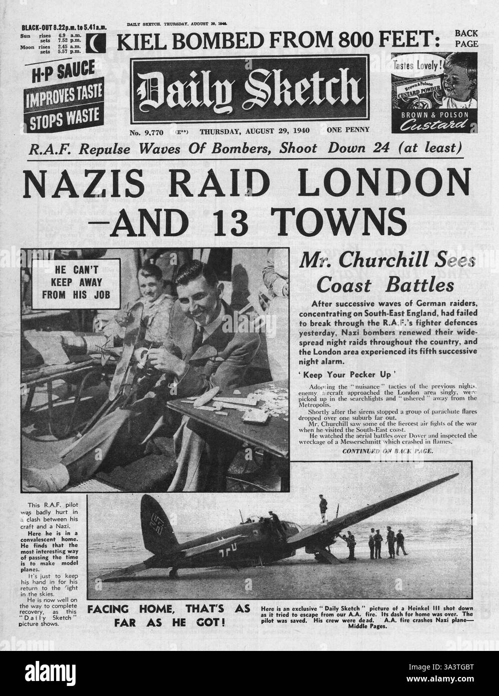1940 daily sketch luftwaffe bombing raids on london hi-res stock ...