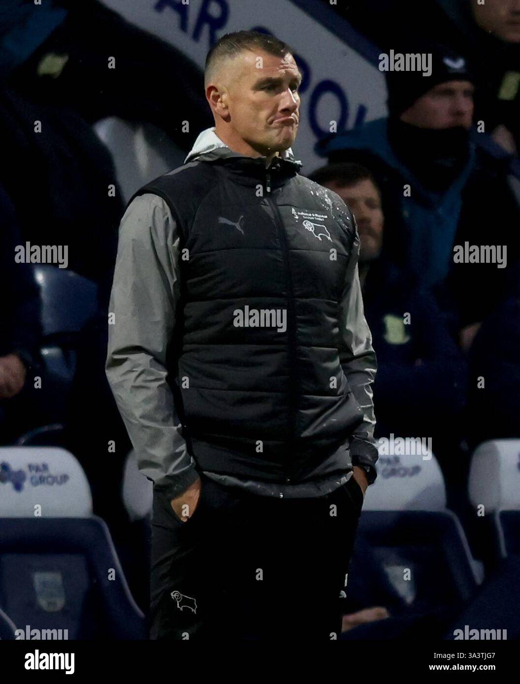 Derby County assistant manager Richie Barker during the Sky Bet ...