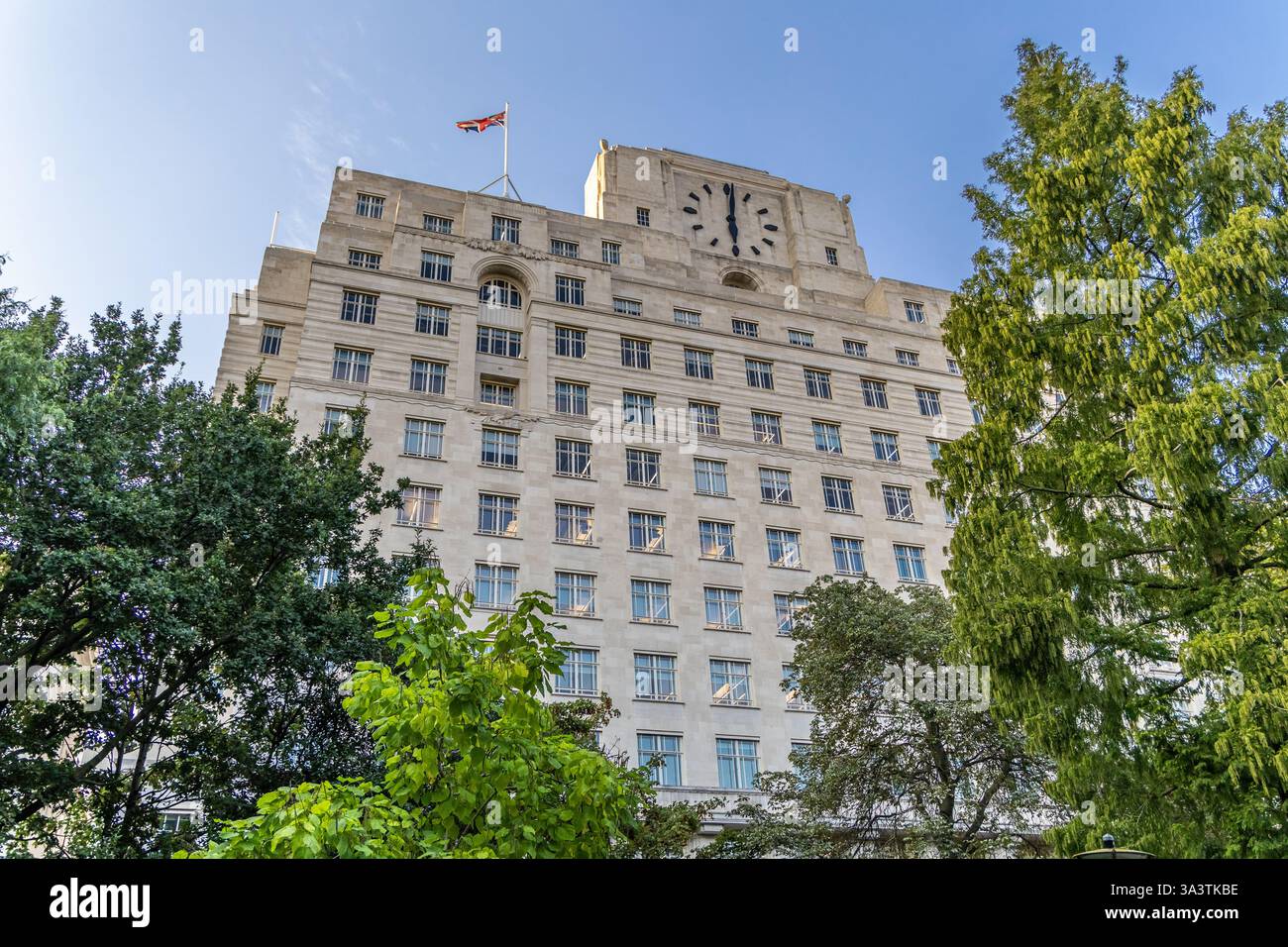 London, UK- September 19, 2024: Shell Mex House on the Strand: Towering ...