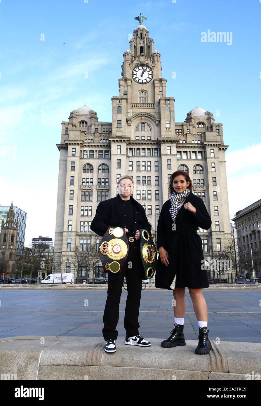 Boxers Lauren Price (left) and Bexcy Mateus pose for photographs ...