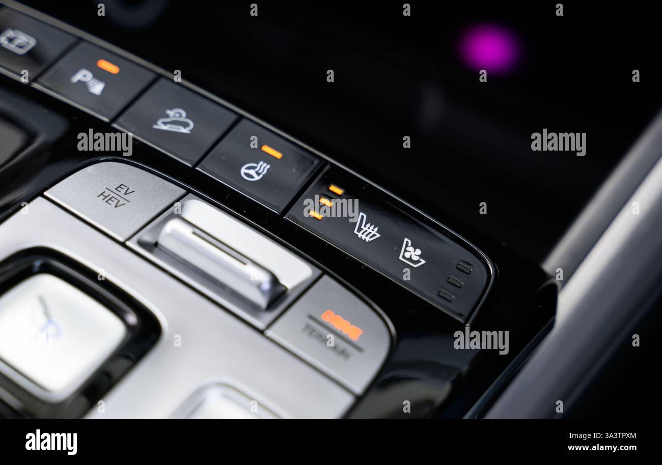 Heated seats controls with heated steering wheel and ventilated seats ...