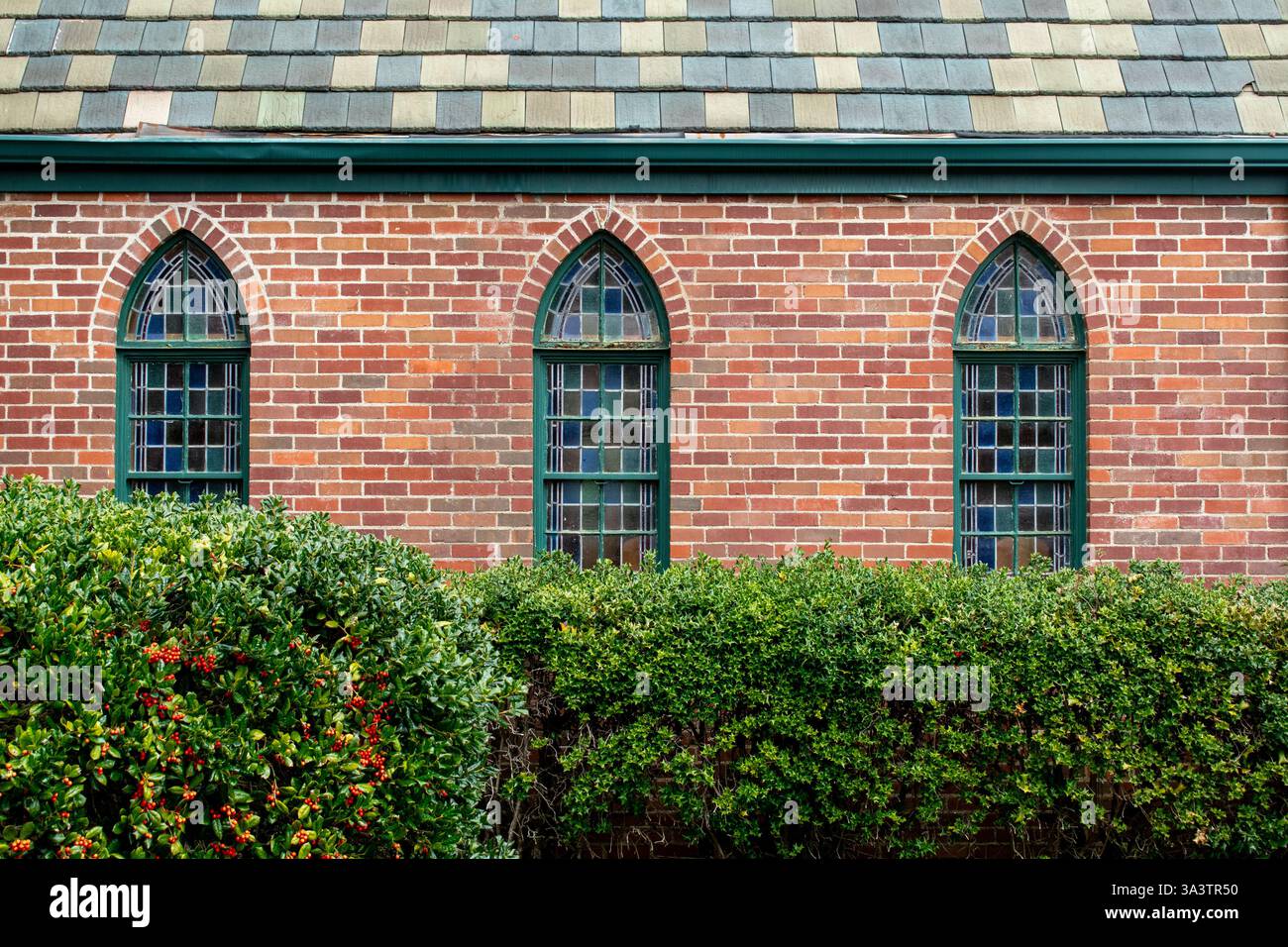 Lead glass windows hi-res stock photography and images - Alamy